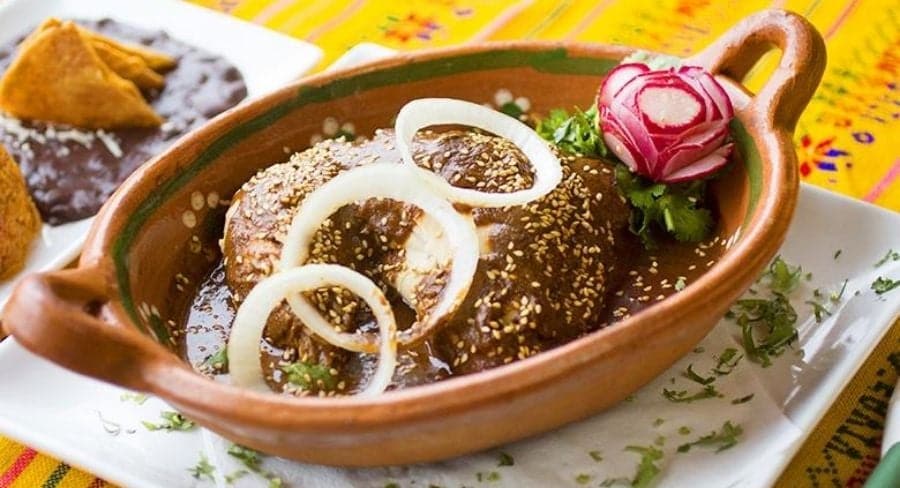 Mole Poblano | Receta De Comida Típica Mexicana | Tu Hogar Uruguay